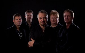 BRIS | kontakt artist